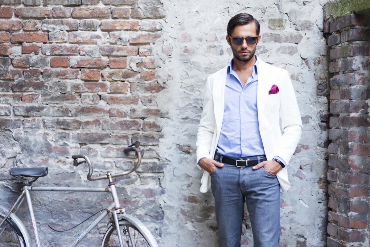 Decoding The Body Language Of Your Ex Boyfriend- Hugging, Kissing And More