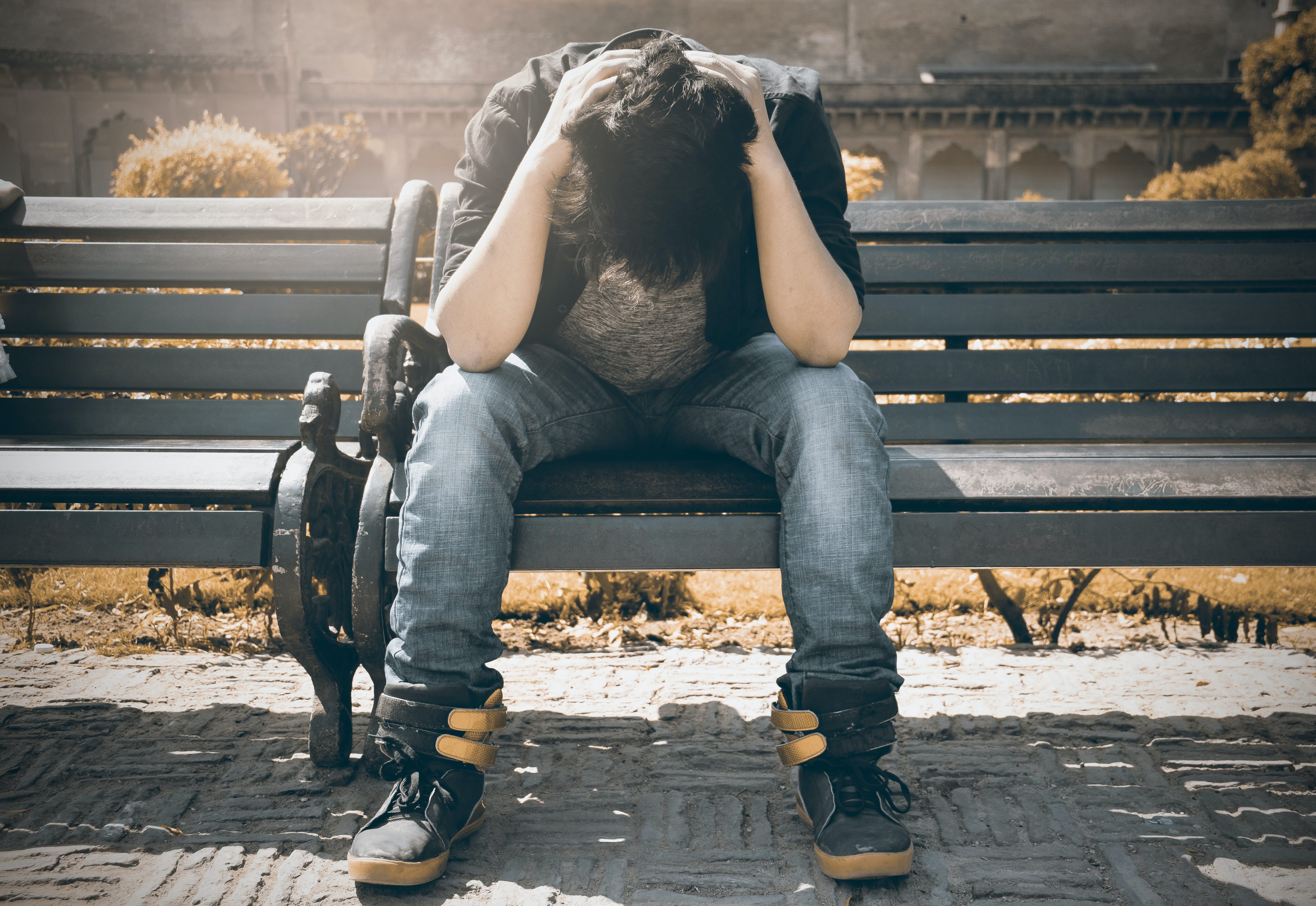 20 Real Life Signs That Your Ex Regrets Losing You