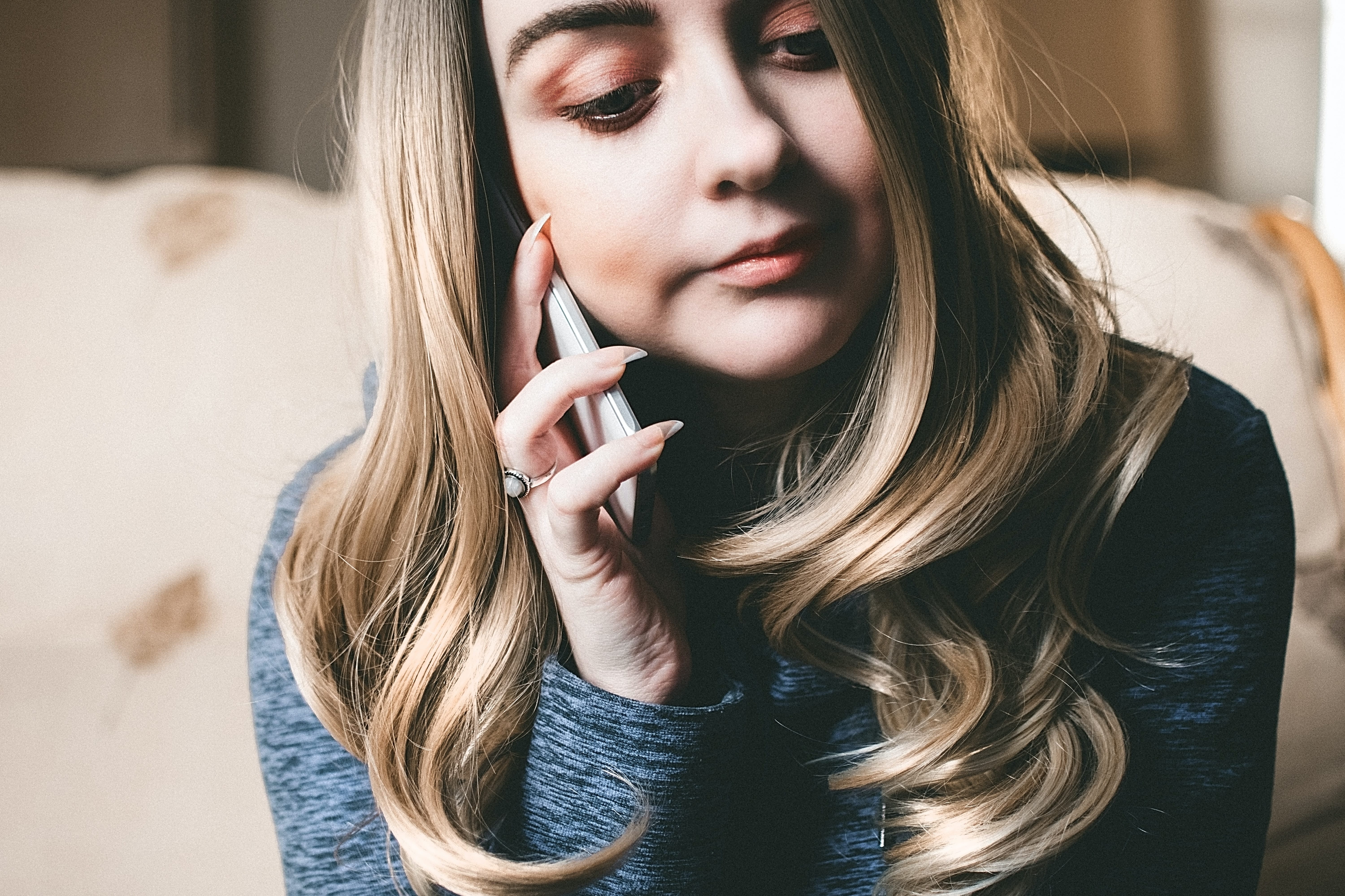 9 Reasons Why An Ex Keeps Calling You (Proven Real Stories)